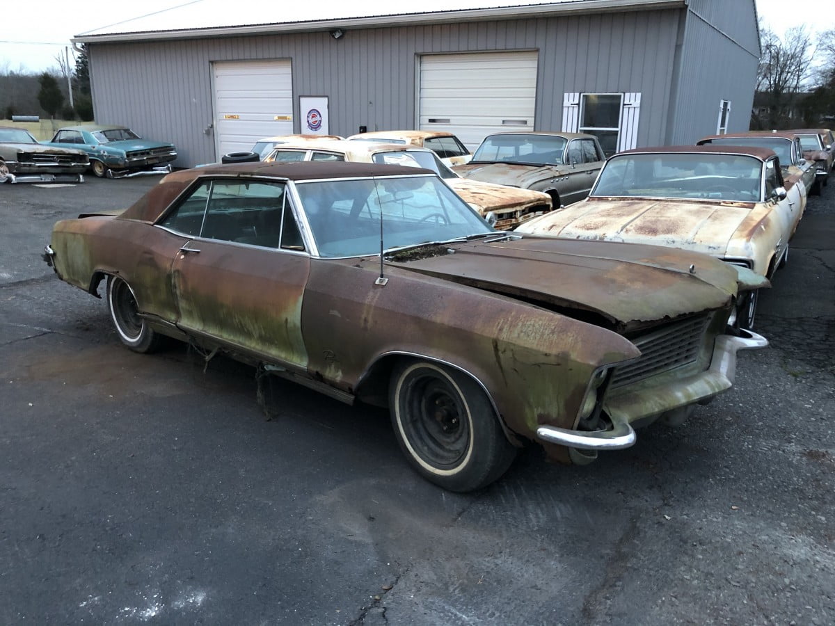 Got 1 of the 3 1965 Rivieras today! – BestOfferCounts